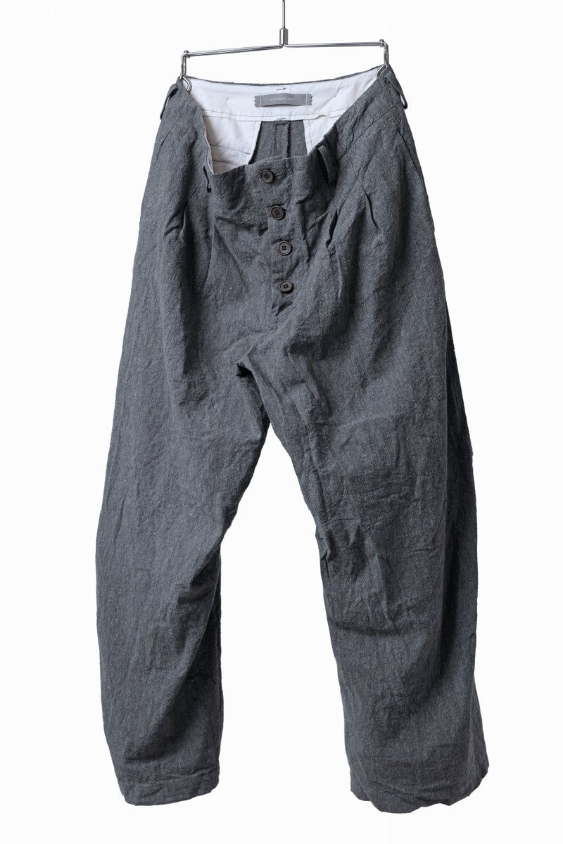 YUTA MATSUOKA tuck darts pants / washed chambray (dark gray))の商品ページ ...